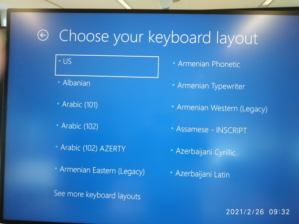 Upgrade the Surface Hub 2s from Windows 10 Team OS version RS2 (build ...